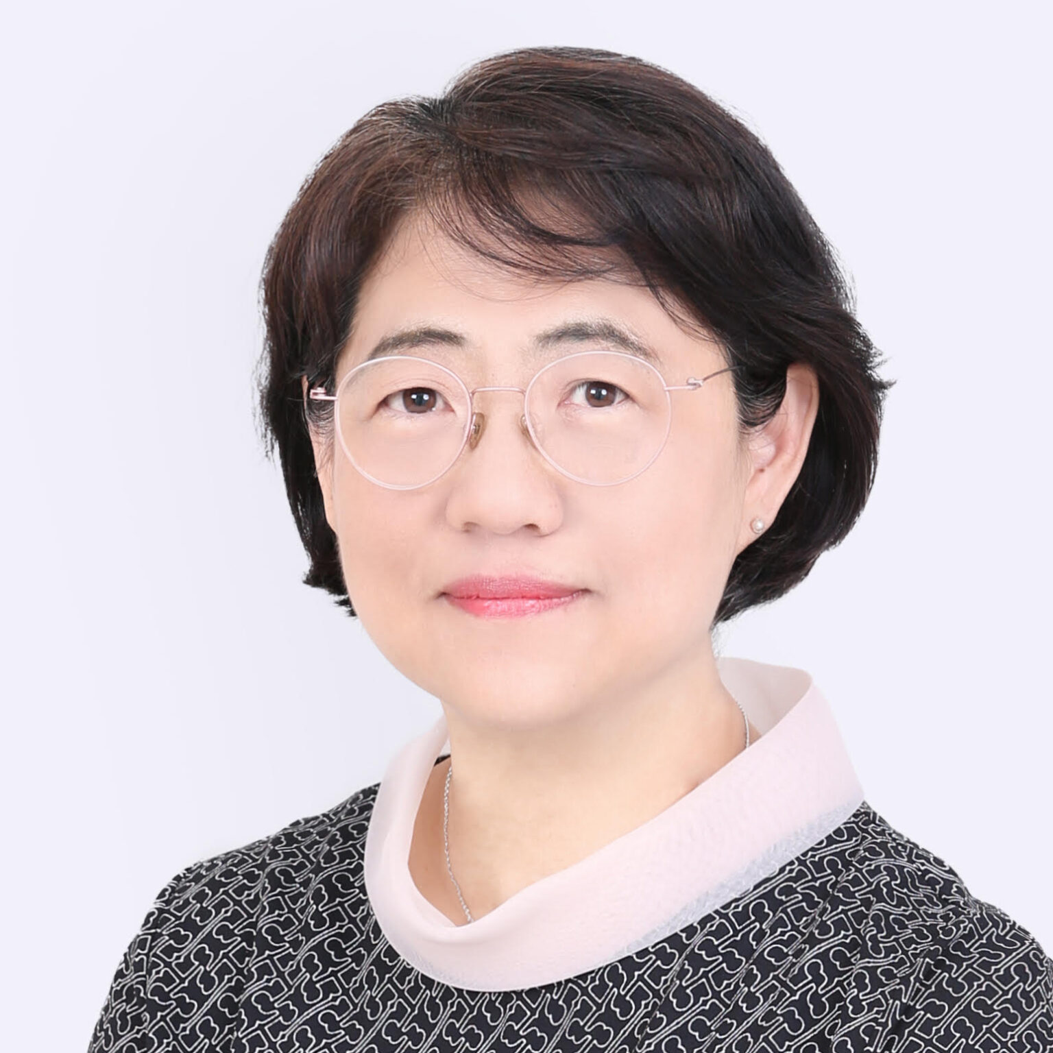 교수 / 교직원 – Grace Mission University